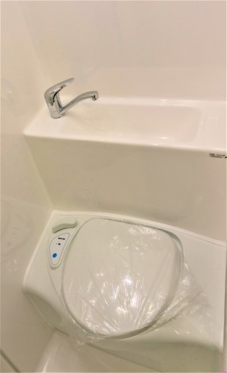 H-14 Hilltop Caravan $126,550 | Coastal Motorhomes and Caravans